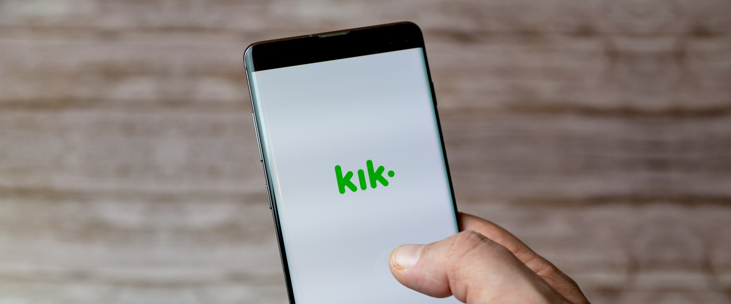What is Kik? 5 Things to Know About the Scary Messaging App