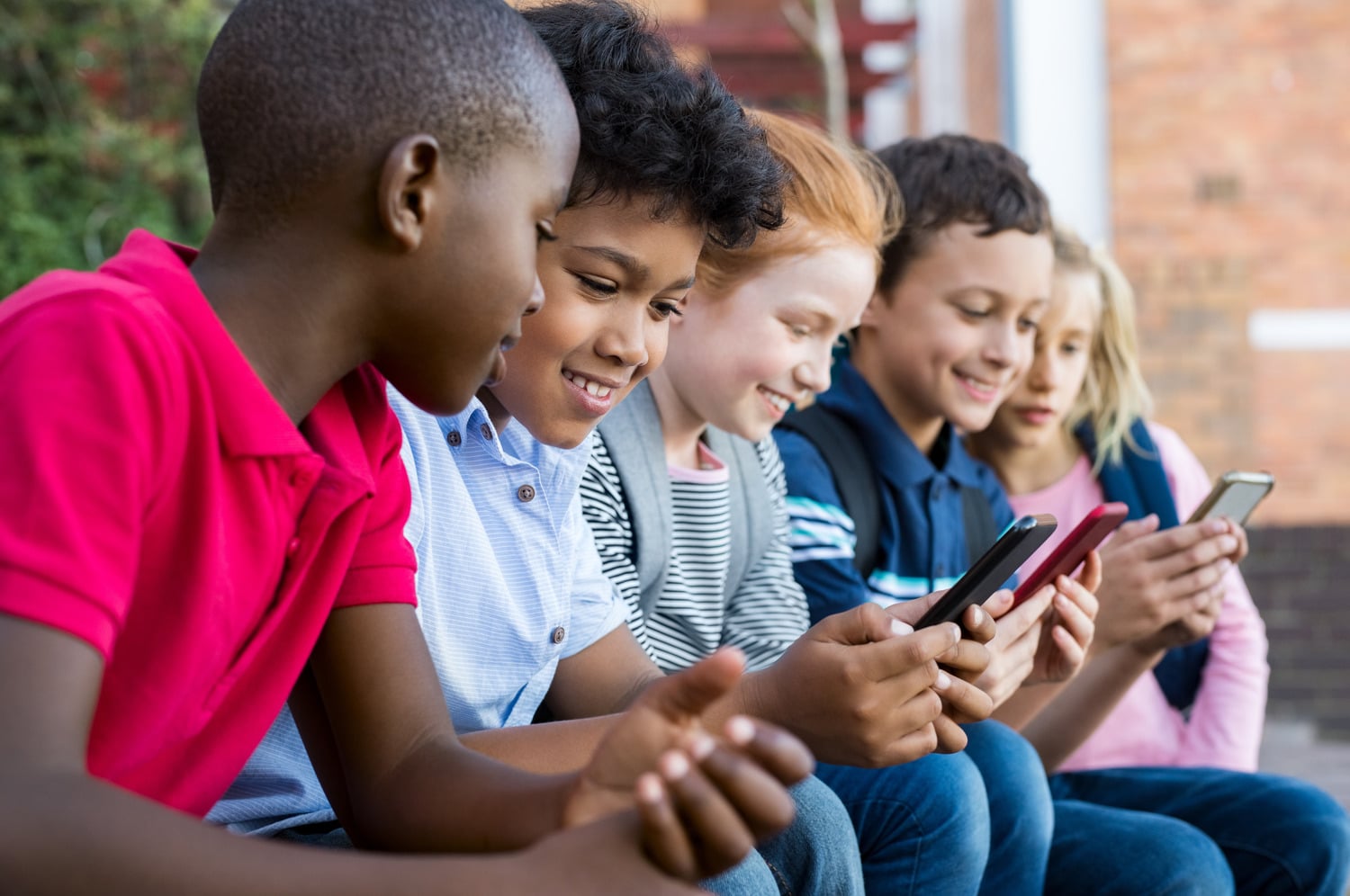 Is Facebook Messenger Kids Actually Safe for My Child to Use?